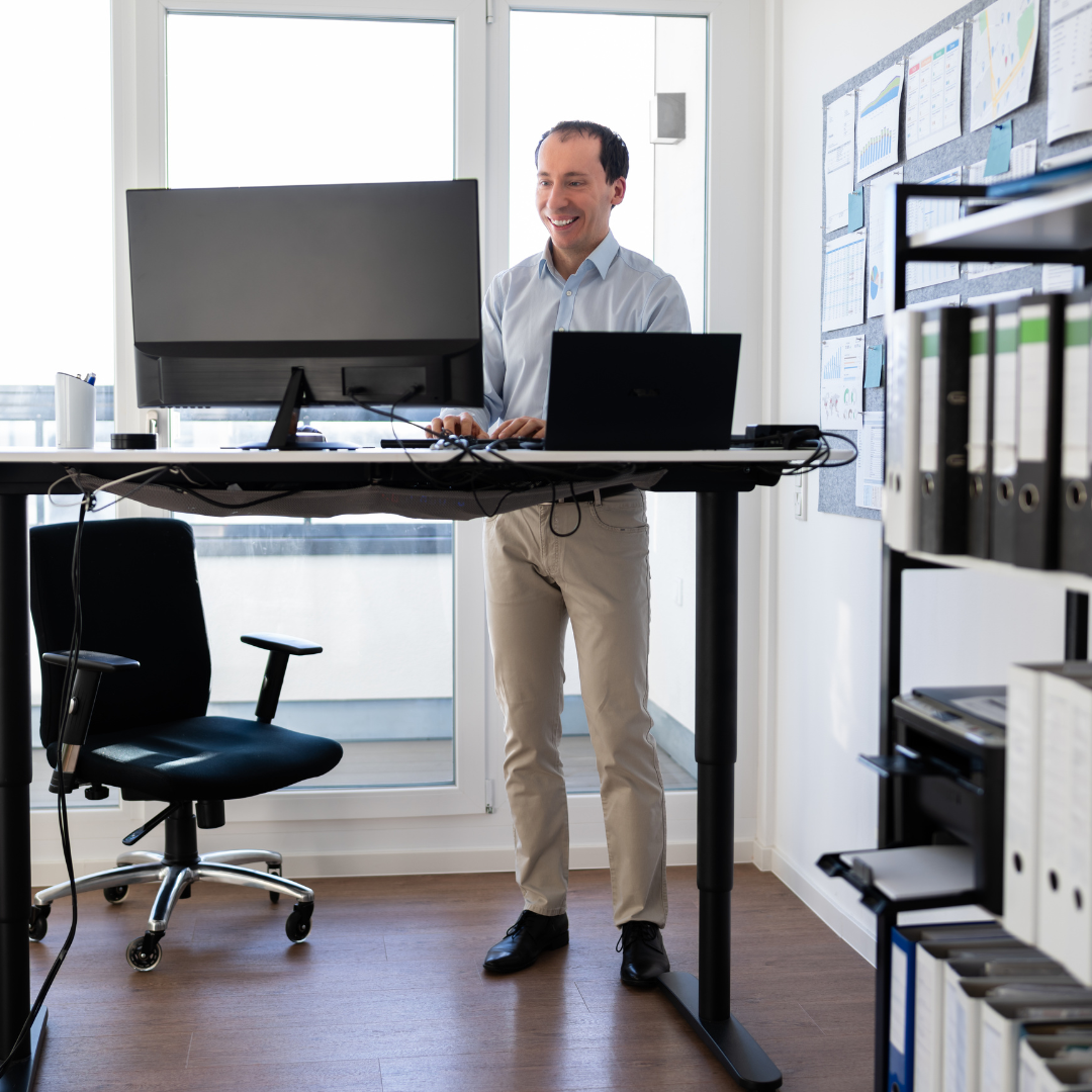 How to Choose the Perfect Standing Desk – Tips & Top Picks